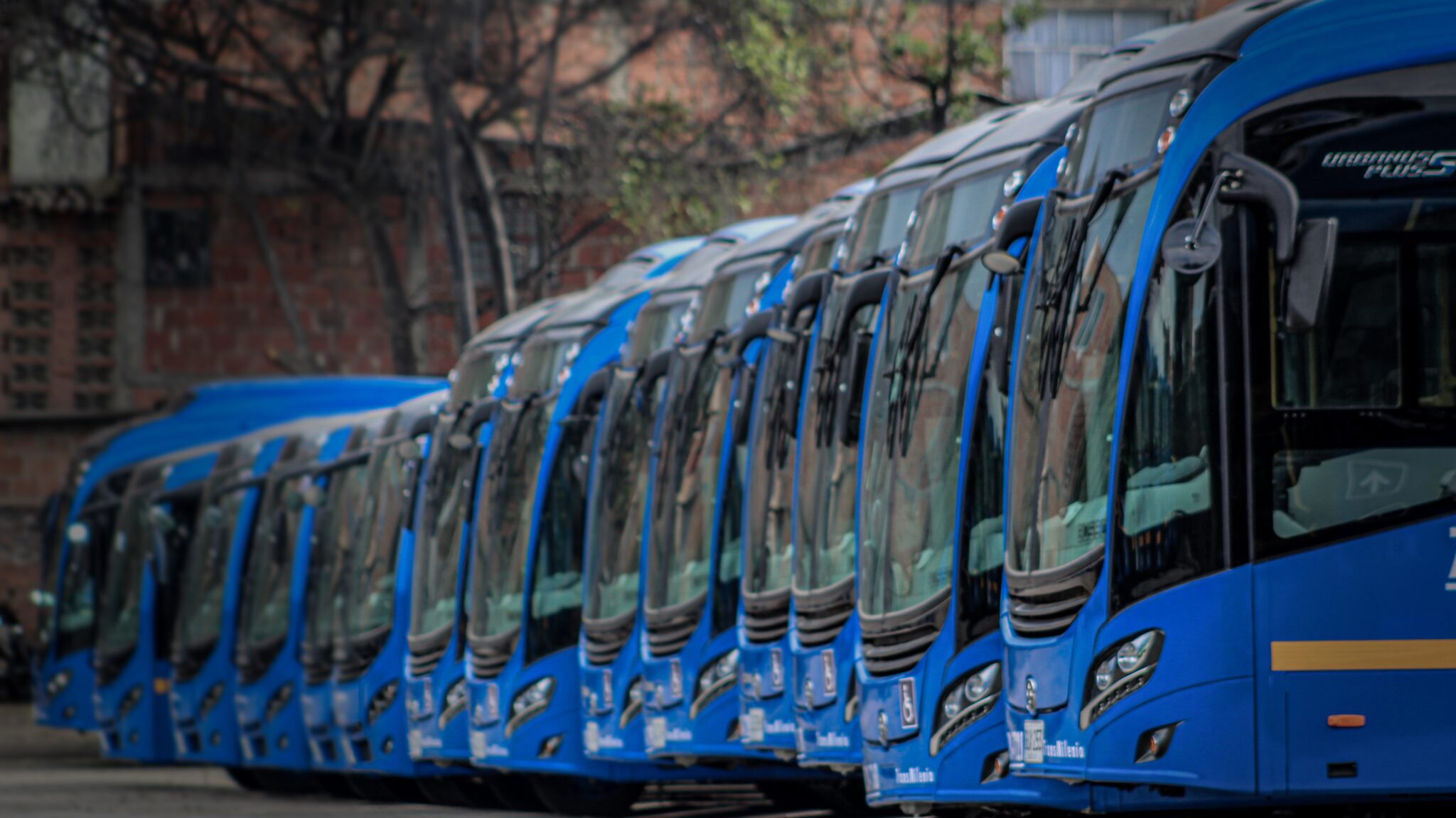 Proyecto Consorcio: Express Flota de + 330 buses con ITS - Met Group